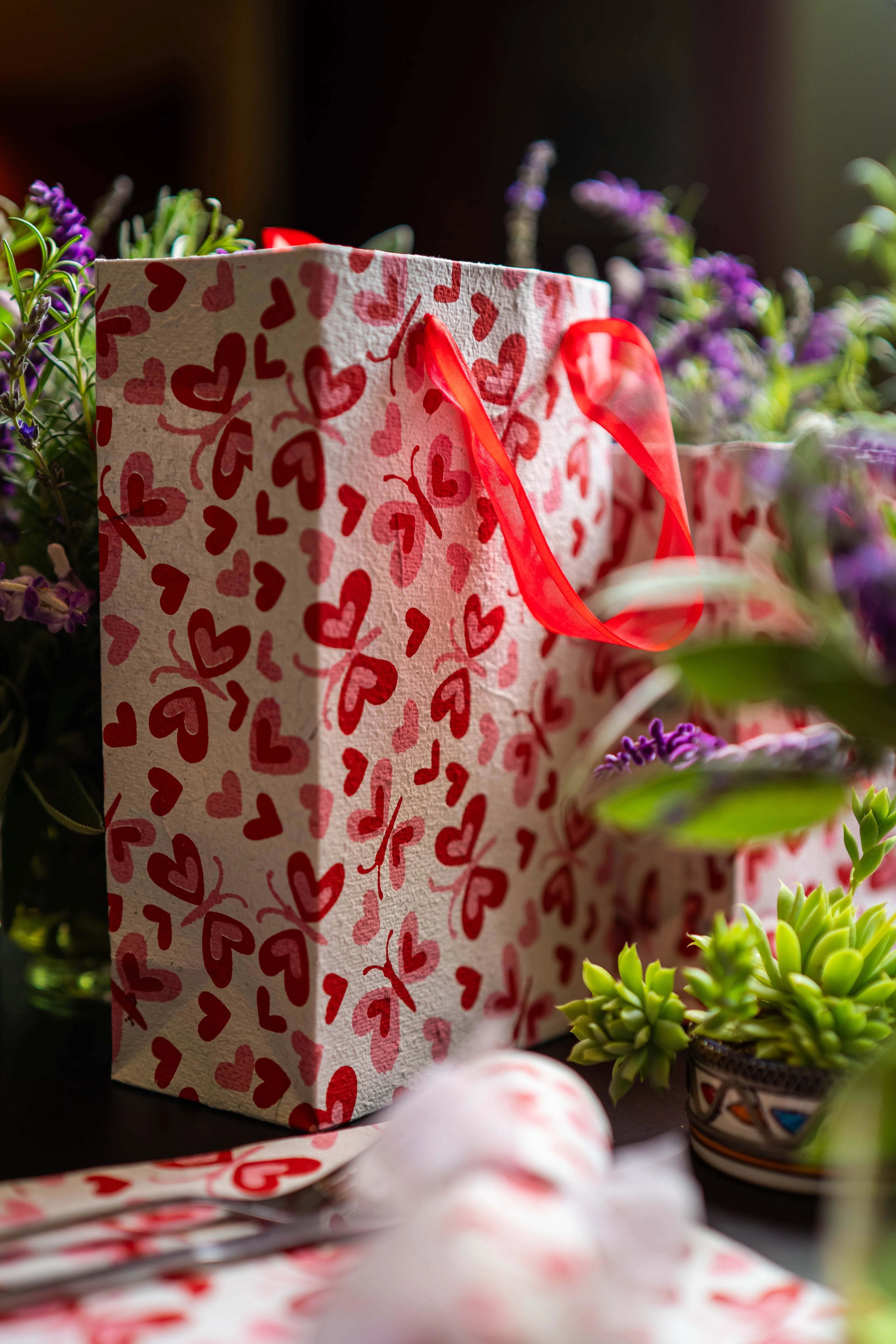 GIFTING – Dragonfly Crackers